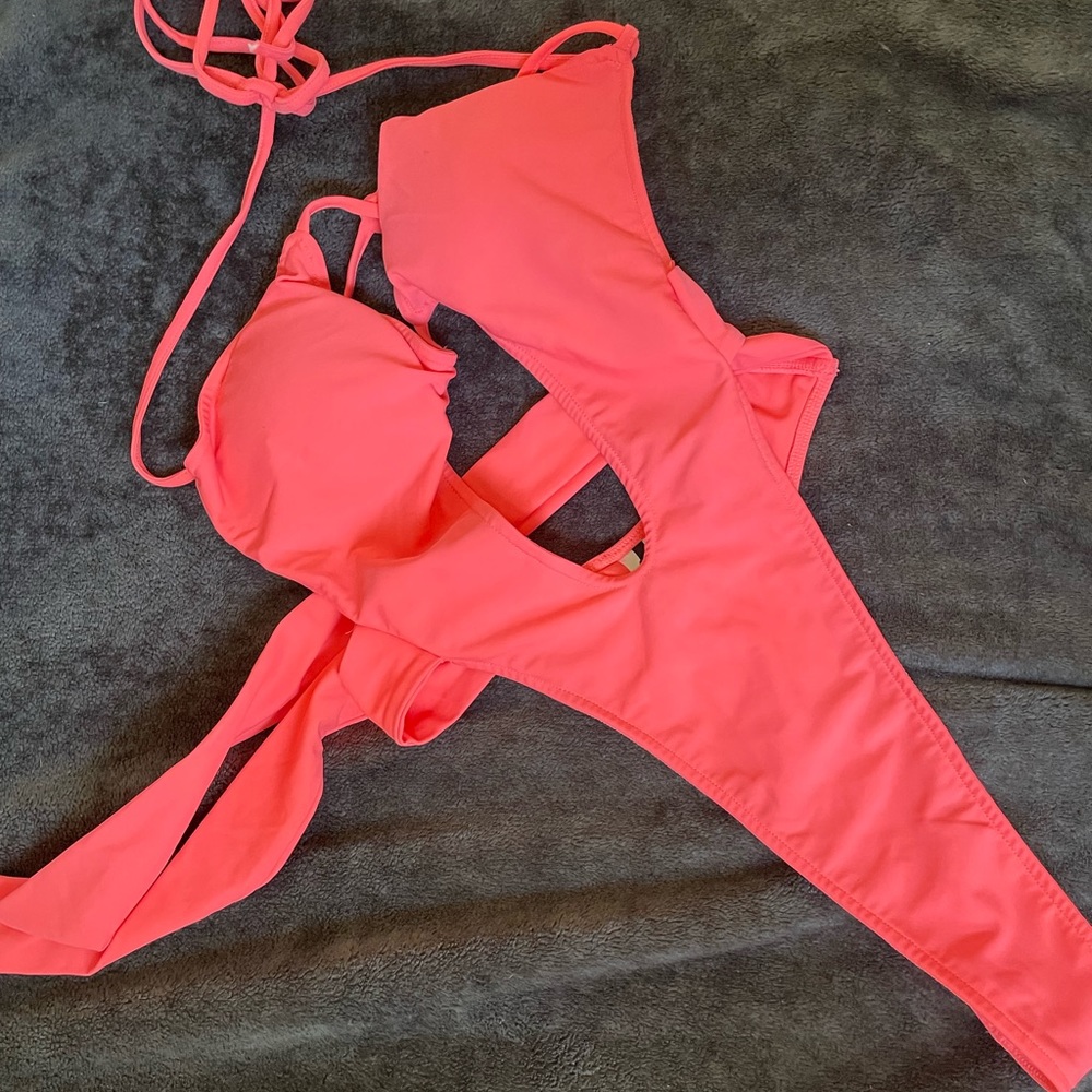 Fashion Nova One Piece Bikini Gem